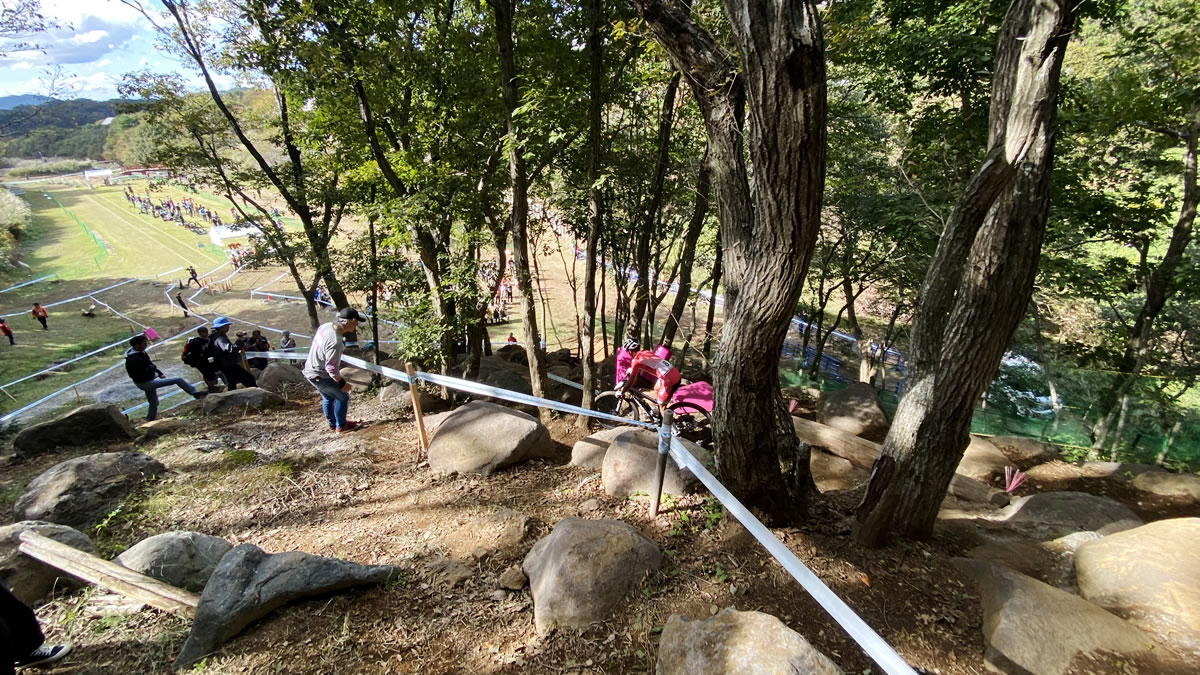 自転車は技術と体力、精神力を鍛える凄いスポーツだ！ UCI公式レース、ジャパンマウンテンバイクカップを観戦してきた！ | Boriko Cycle｜ロードバイク ＆ マウンテンバイク ブログ