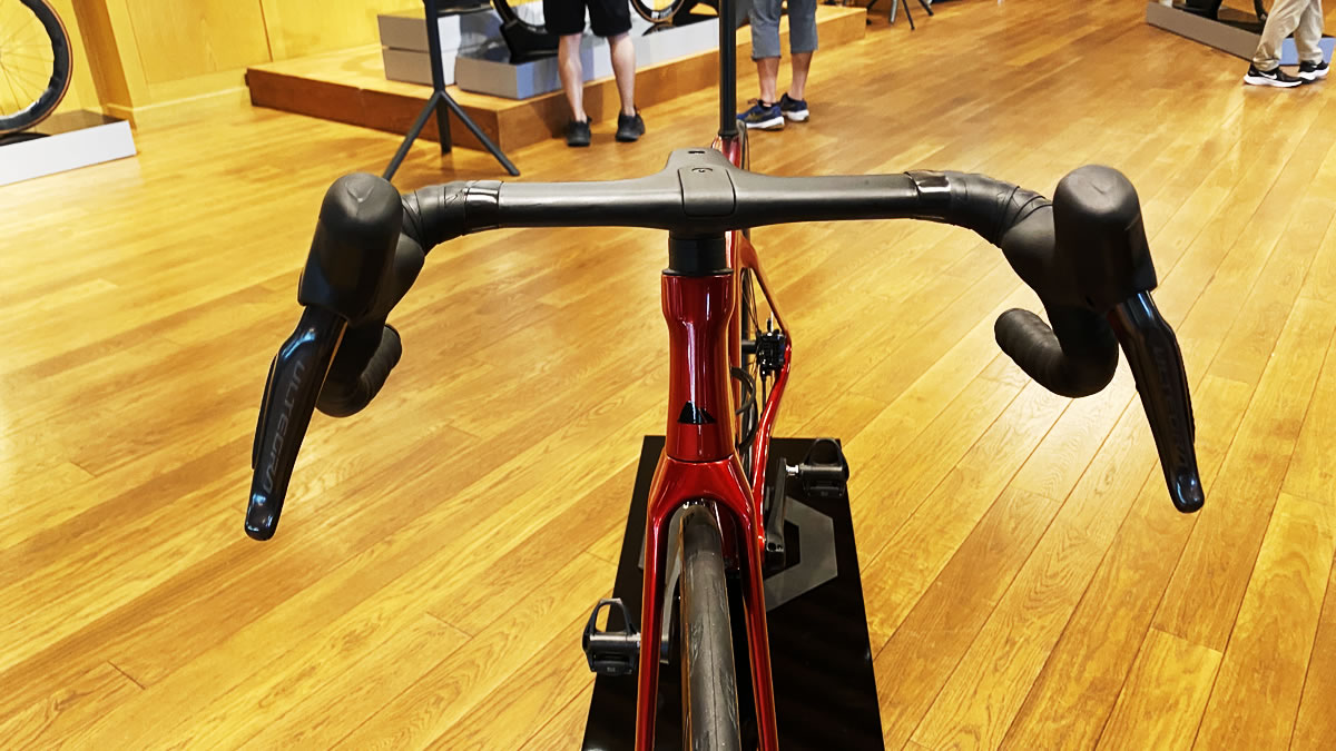 キャニオンの進化が凄かった(ﾟДﾟ;)‼ 新型エアロード・ジャパンプレミアで見た実物エアロードの美しさが忘れられません | Boriko Cycle｜ロードバイク ＆ マウンテンバイク ブログ