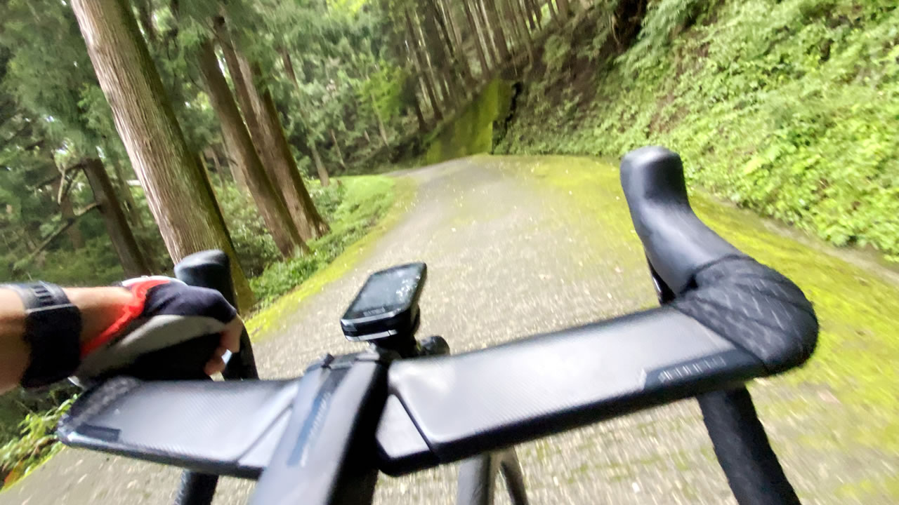 激坂・子の権現も腹ペコ・ローディーには敵わない(´_ゝ`) 幻のブドウ・ちちぶ山ルビーを求めて出会った埼玉B級グルメの元祖 | Boriko Cycle｜ロードバイク ＆ マウンテンバイク ブログ