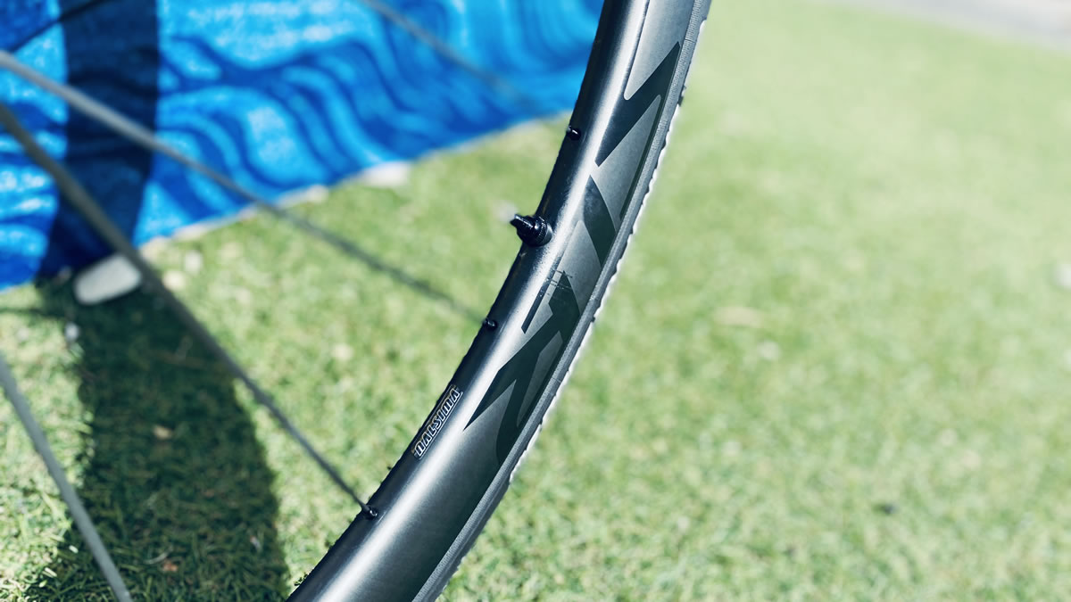 GP5000STRとTLRホイールの効果は偉大？ 時代はやっぱりチューブレス！？ TCRの乗り心地が思った以上に良いと感じた理由 | Boriko Cycle｜ロードバイク ＆ マウンテン ...